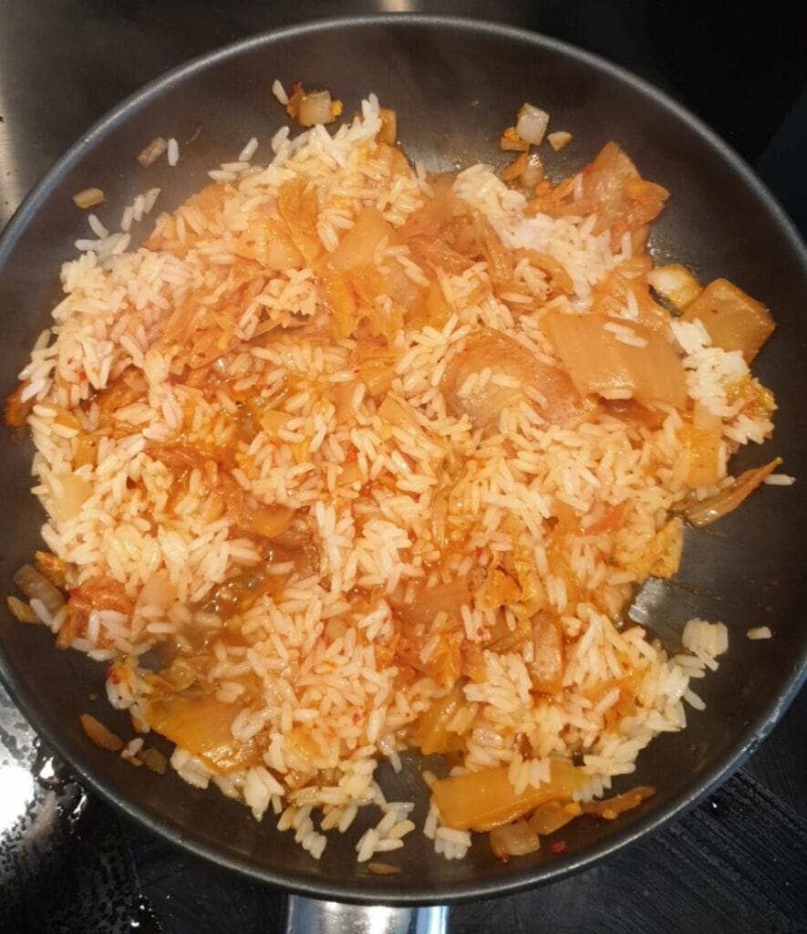 RECETTE DE RIZ FRIT AU KIMCHI Une recette Coréenne excellente