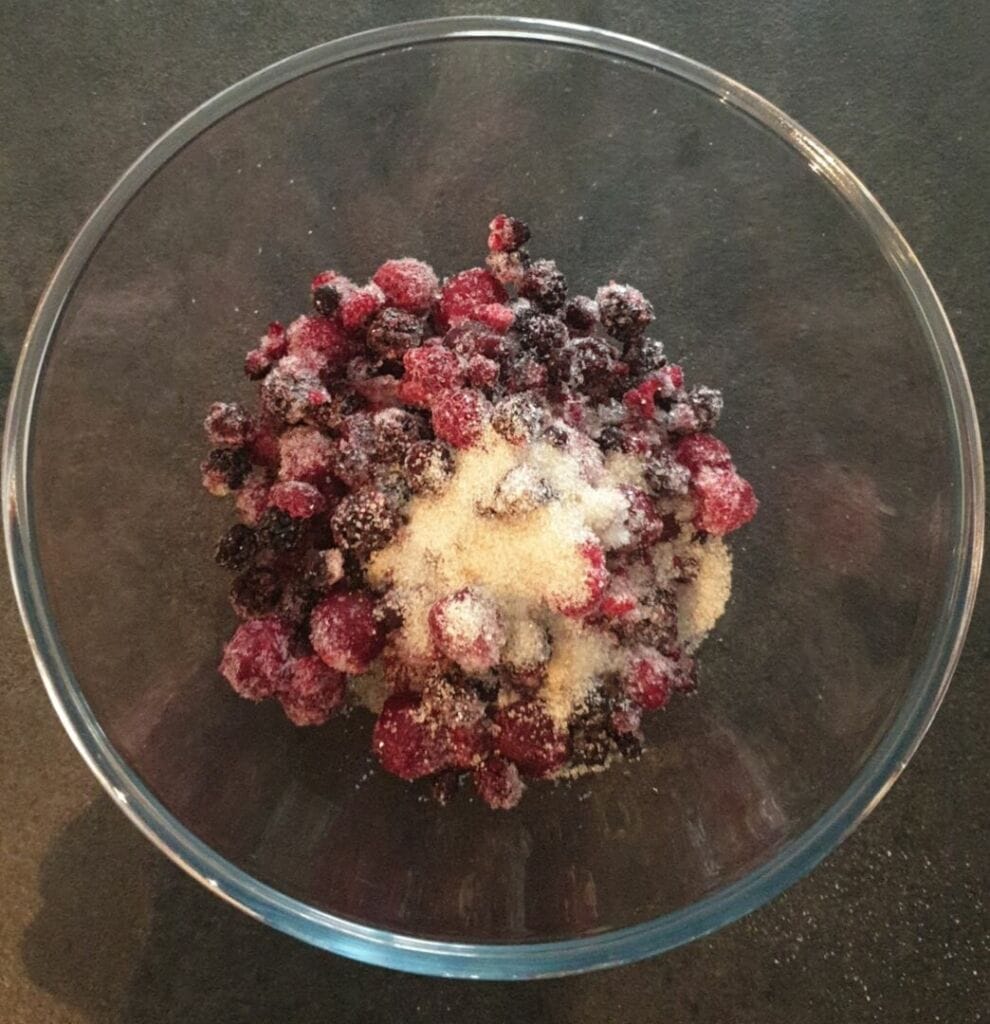 Recette de coulis de fruits rouges maison. Pour accompagner les desserts