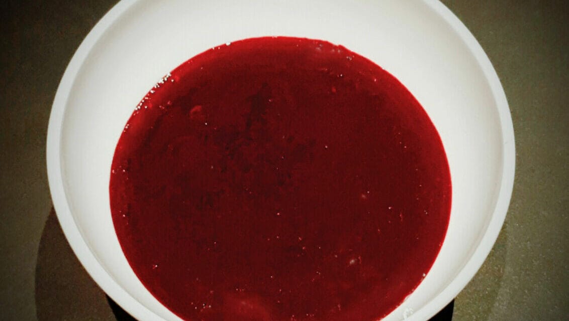 Recette de coulis de fruits rouges maison. Pour accompagner les desserts