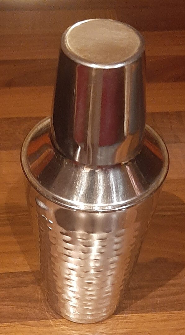 Cocktail Vodka, sirop d'érable et citron vert. Recette d'Ice Flower