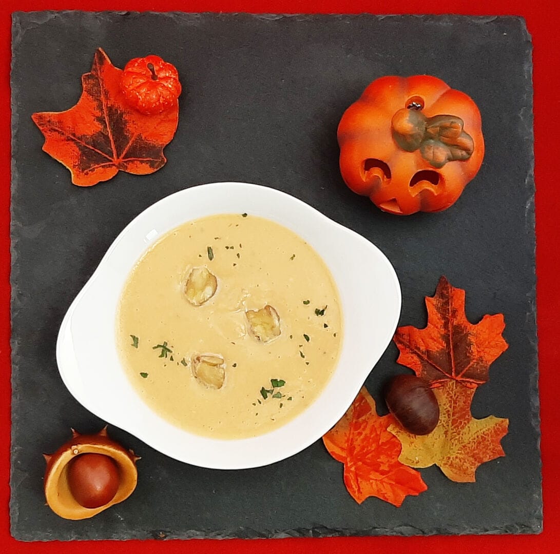 Courge muscade. Recette de velouté ardéchoise aux châtaignes fraîches