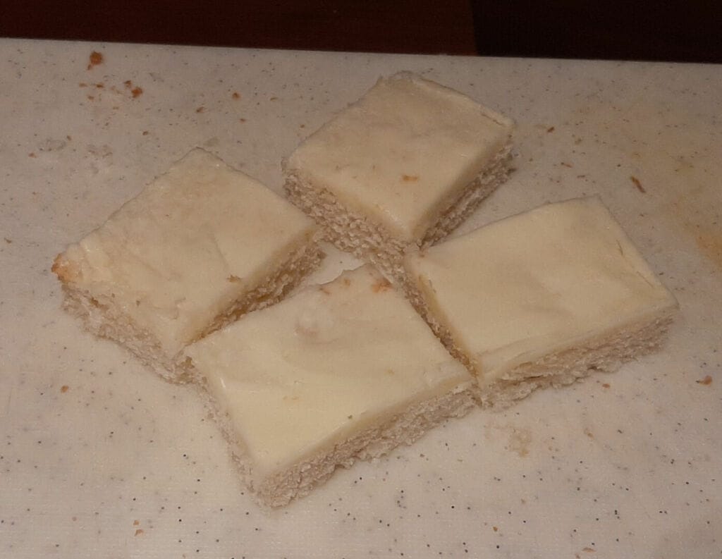 Toast apéritif froid facile au œufs de truite. Une idée de recette ...