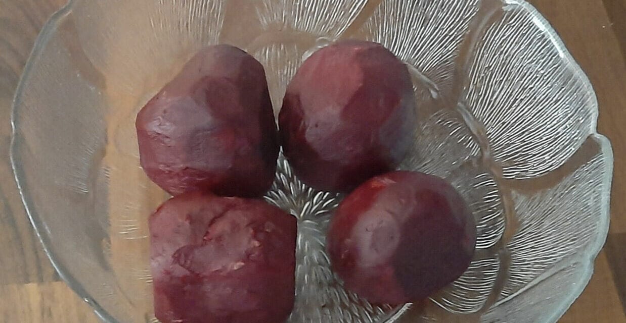 Cuisson betteraves rouges cocotte minute. Bonne recette en peu de temps