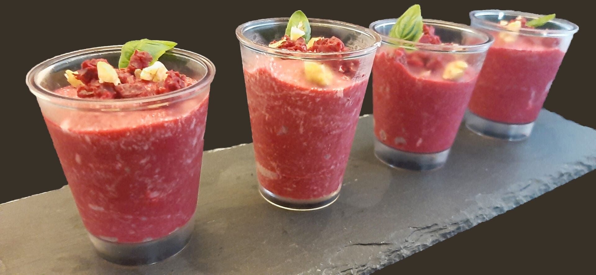 Mousse de betterave rouge au chèvre. Recette de verrine au fromage frais