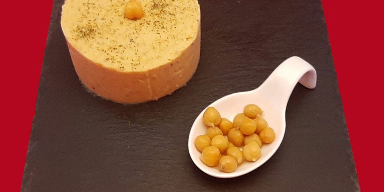 Purée de pois chiches chaude. Recette sans pomme de terre