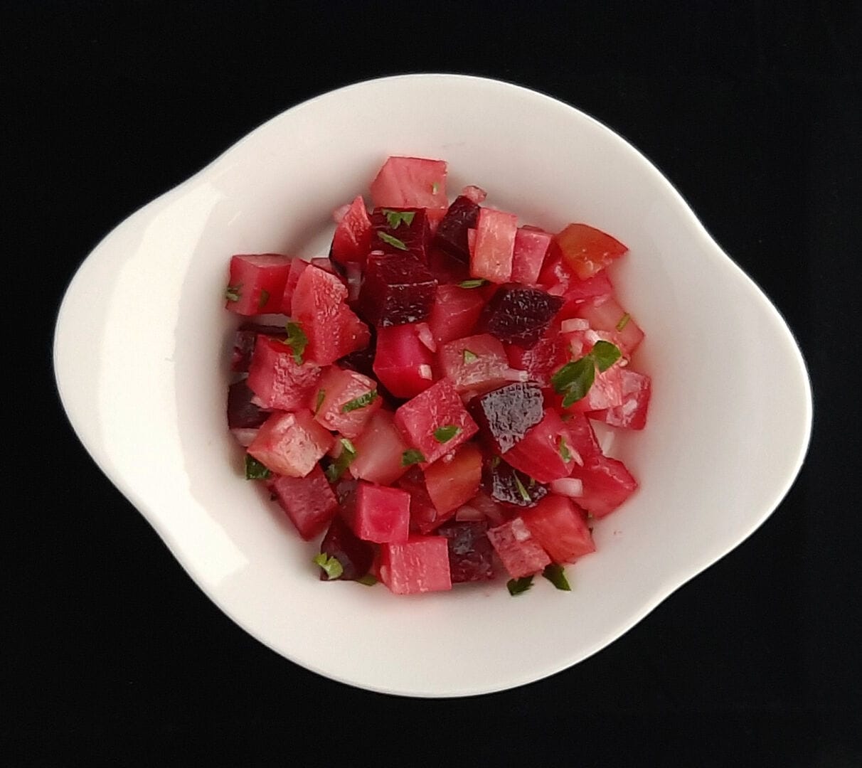 Salade de betteraves rouges. Recette estivale économique.