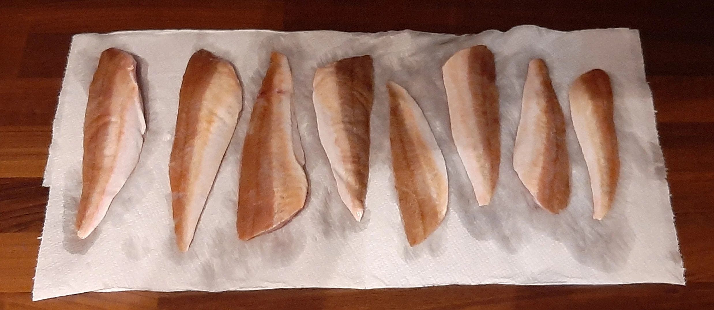 Filets de rouget grondin au four. Recette de poisson économique.