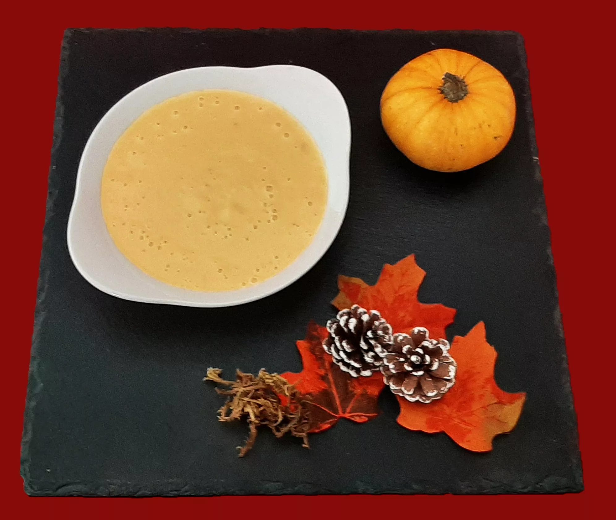 Giraumon en velouté. Une recette de courges et pommes de terre.