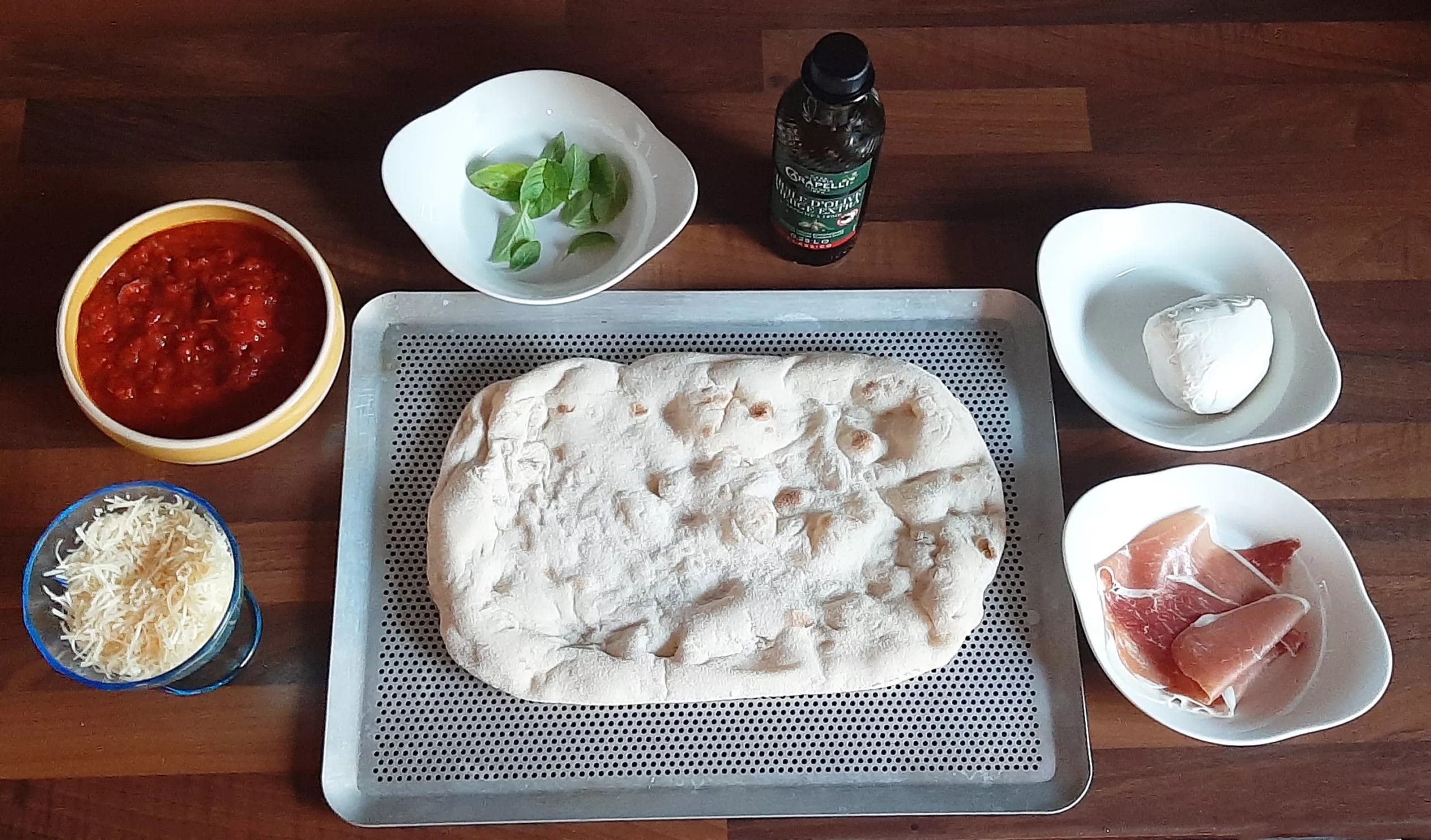 Pinsa maison à la mozzarella : une recette italienne incontournable
